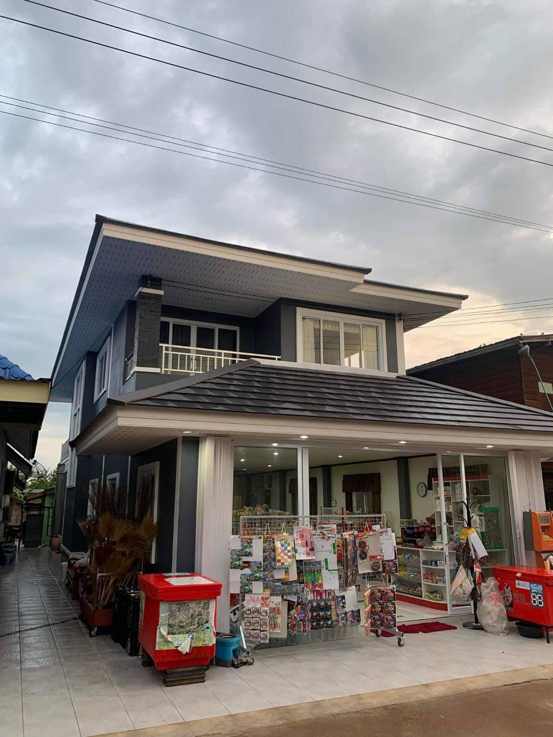 แบบบ้านปั้นหยา-P-490 แบบบ้านสองชั้นสวย ๆ บริการเขียนแบบบ้าน